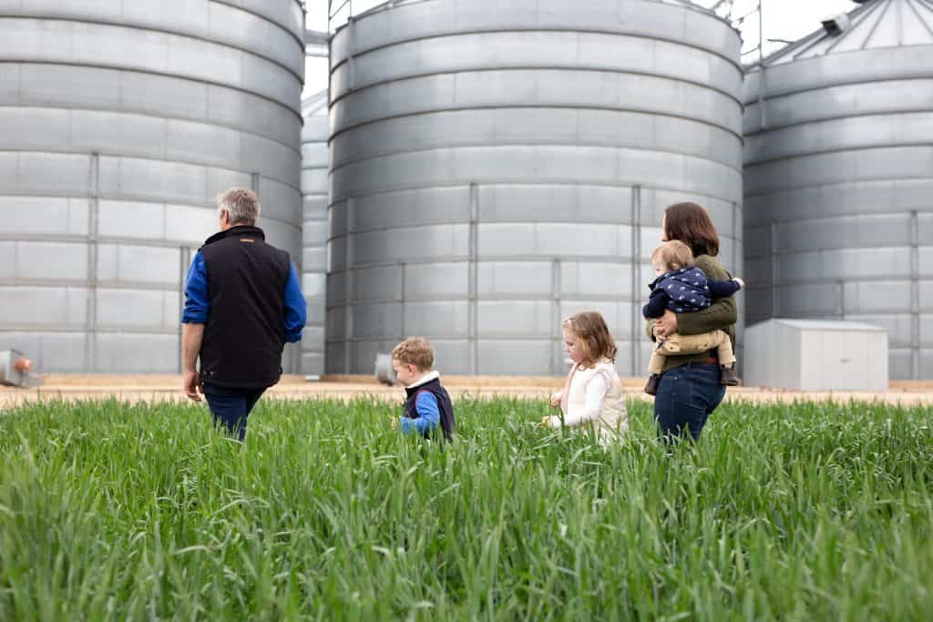 Sam calls on grounded pilots to guide bumper harvest - AustralianFarmers
